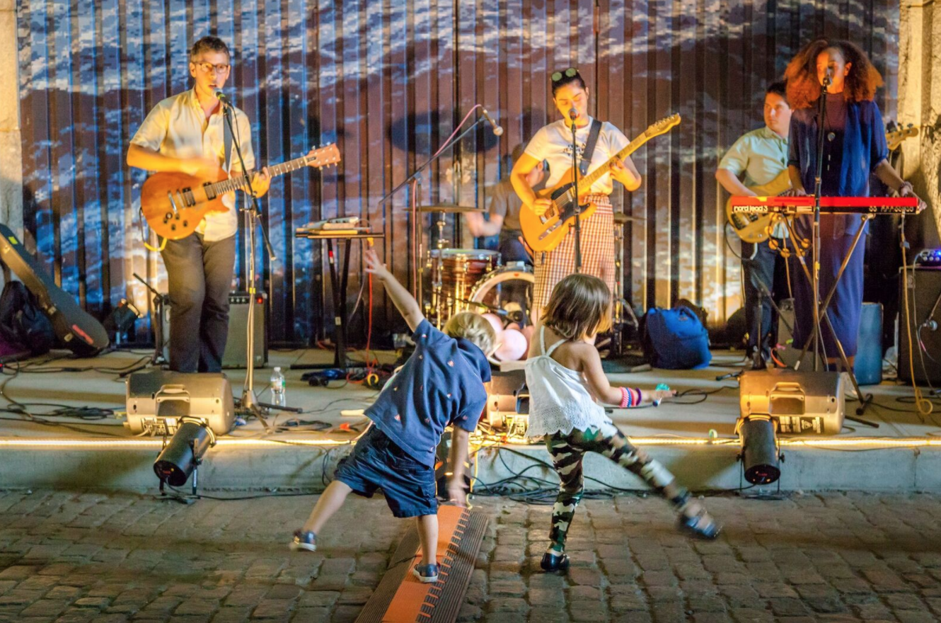 Live at the Archway | Music in New York Kids