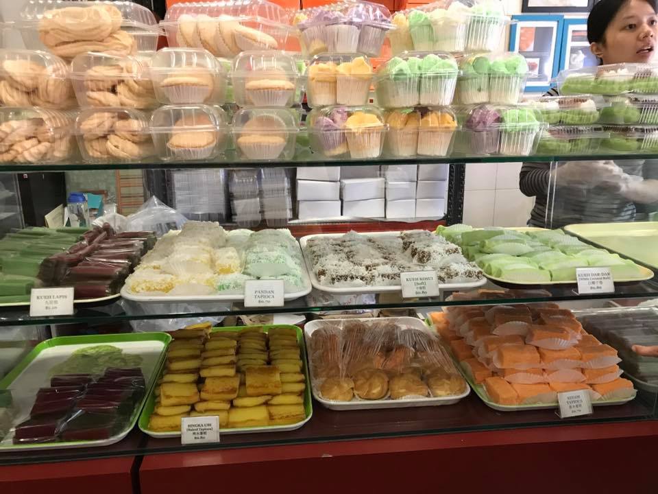 8 Best Traditional Bakeries and Cake Shops in Singapore