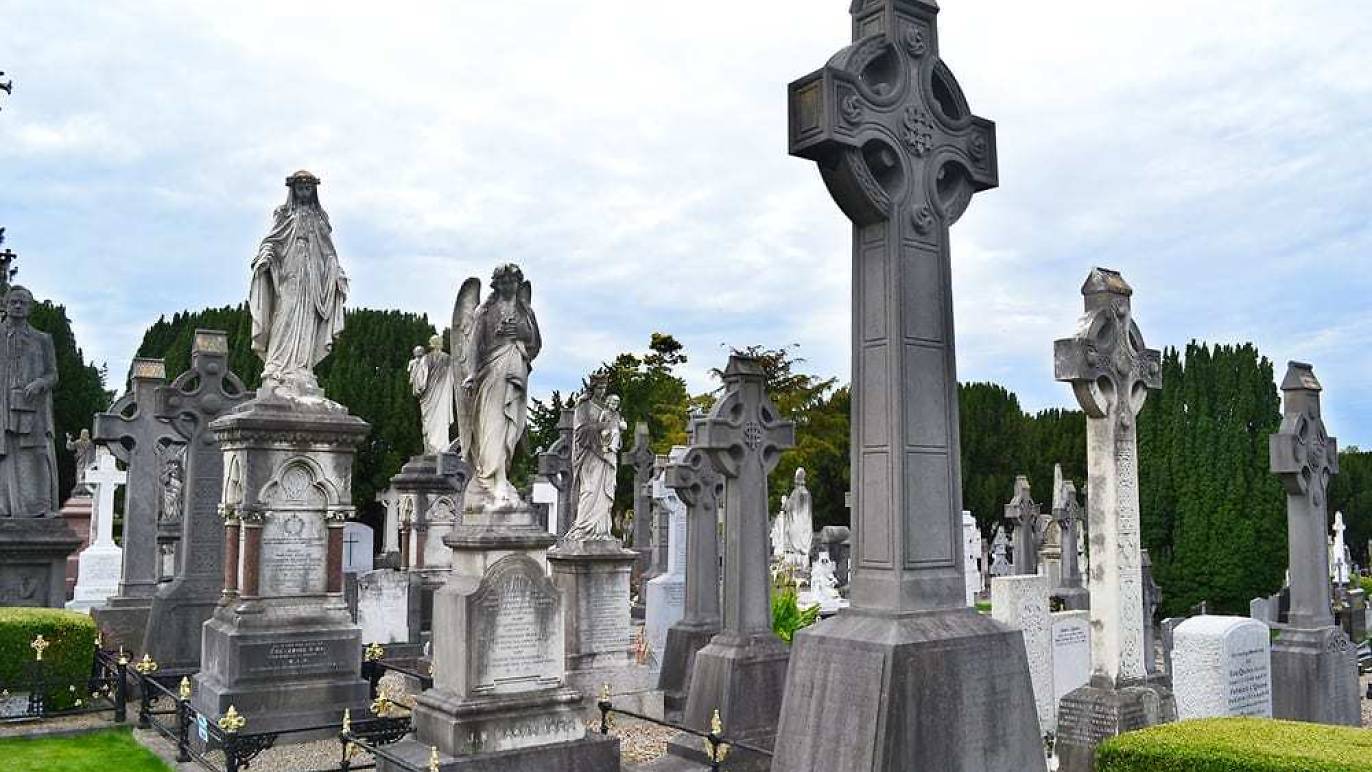 Glasnevin Cemetery | Attractions in Dublin