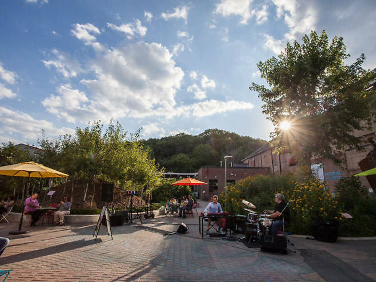 12 Best Attractions in Toronto for 2025