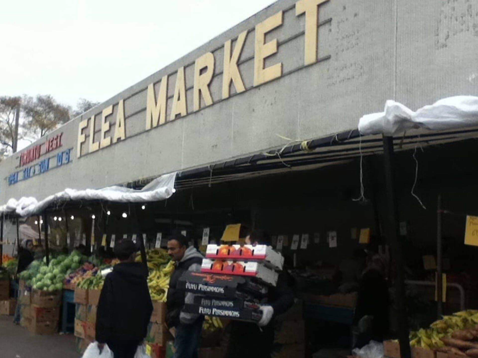 10 Best Markets in Toronto for Bagging a Bargain