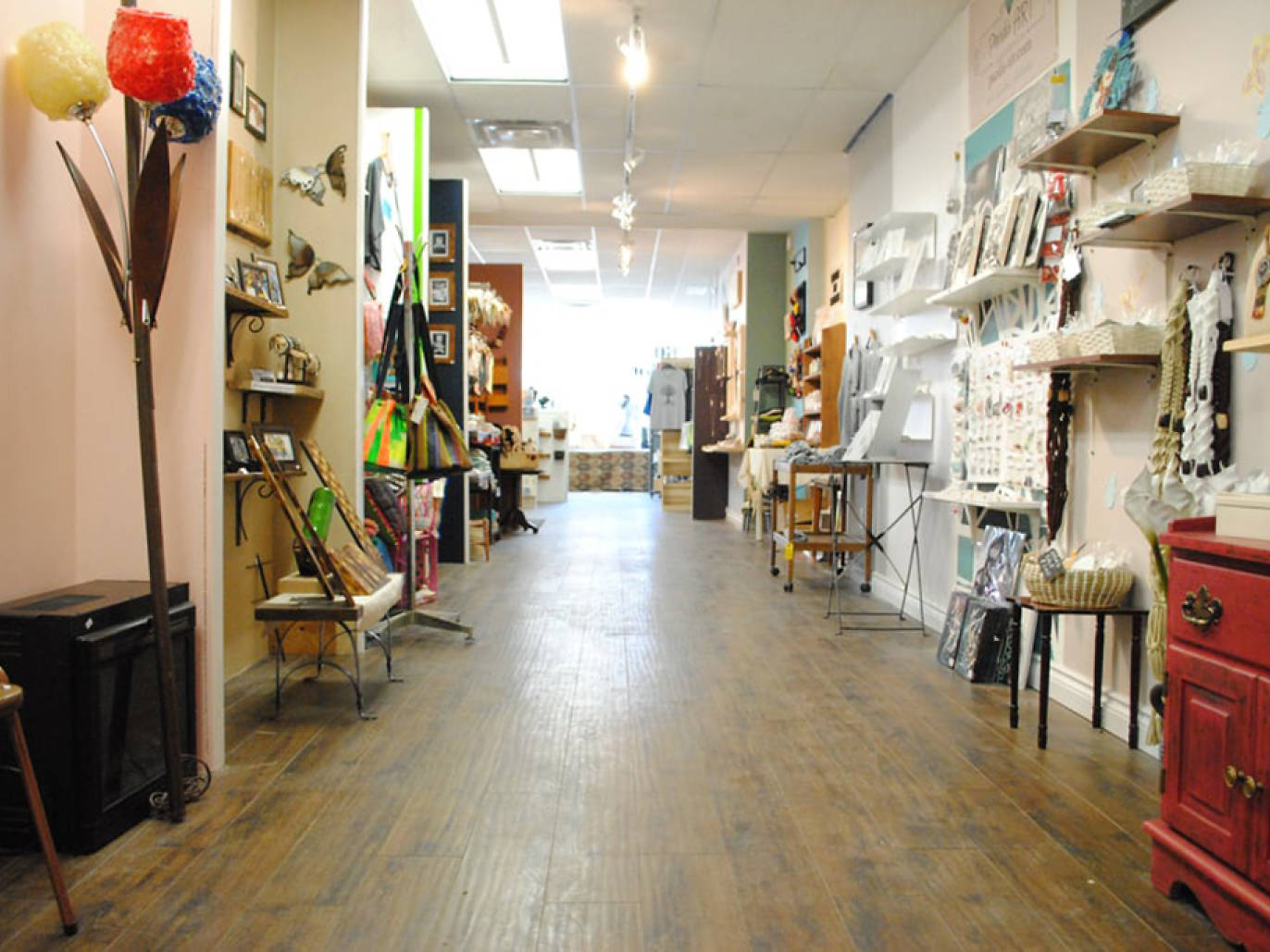 10 Best Markets in Toronto for Bagging a Bargain