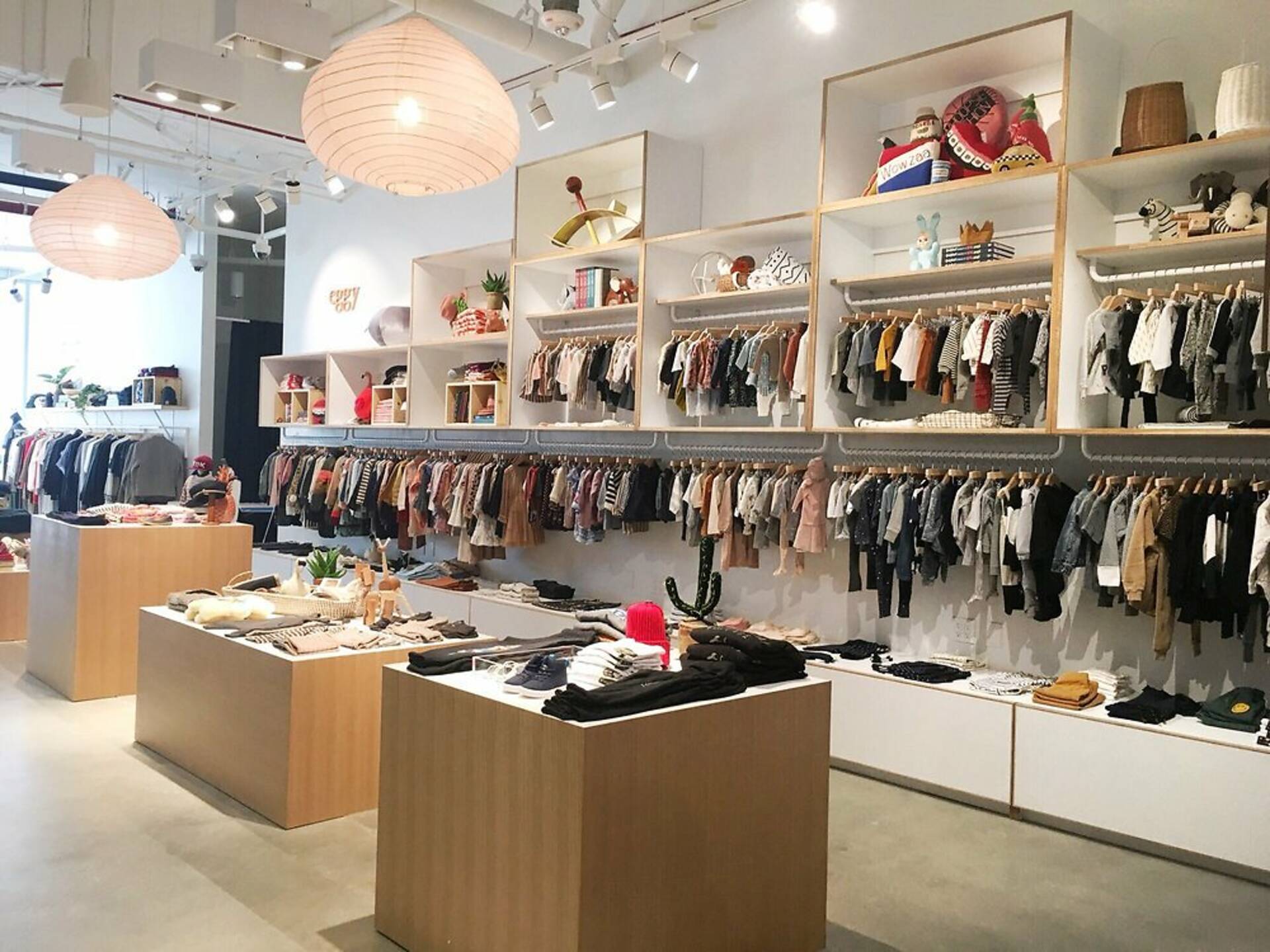 11 Best Clothing Stores in Los Angeles to Visit Right Now