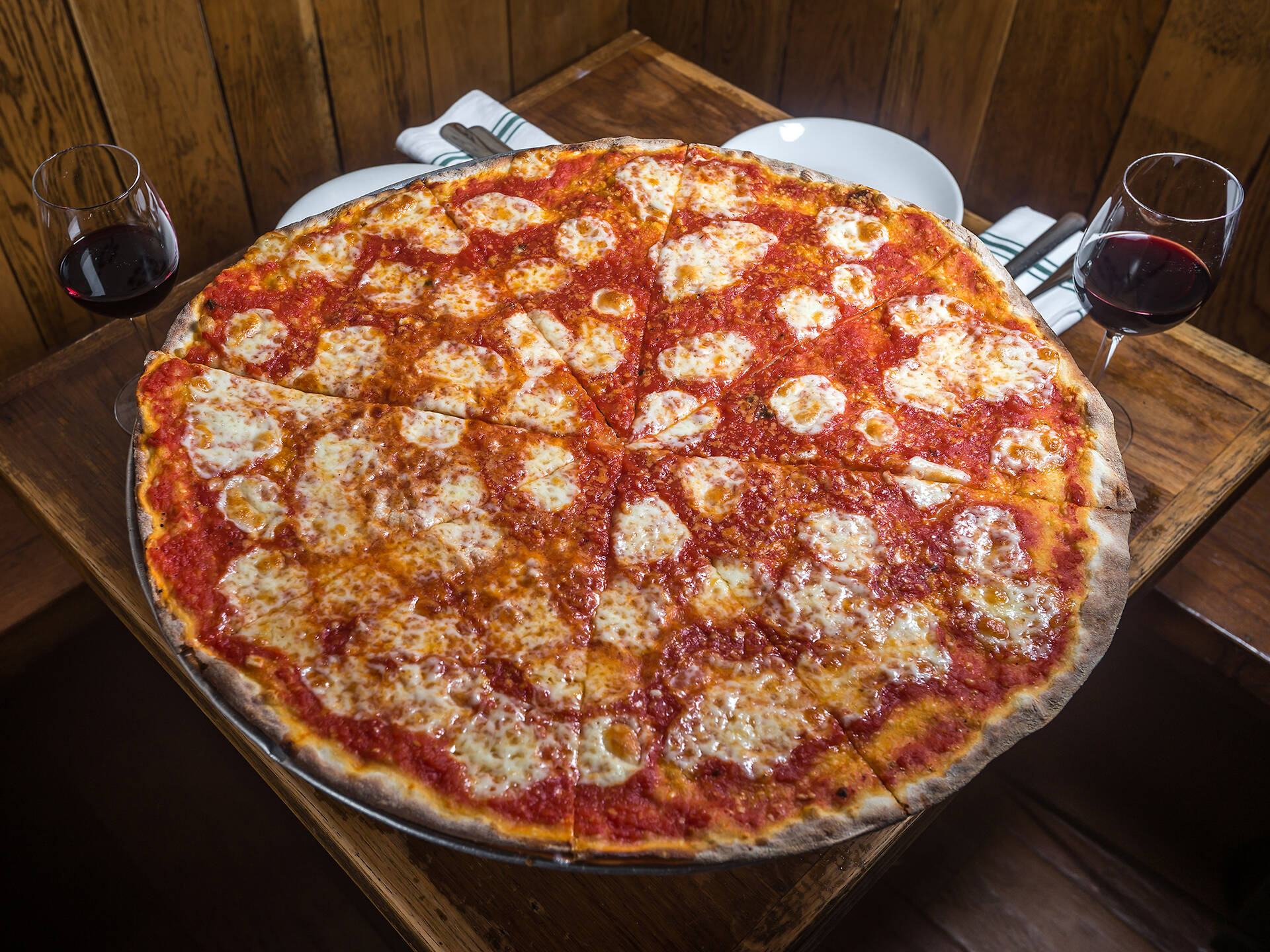 5 great outdoor dining spots in Little Italy