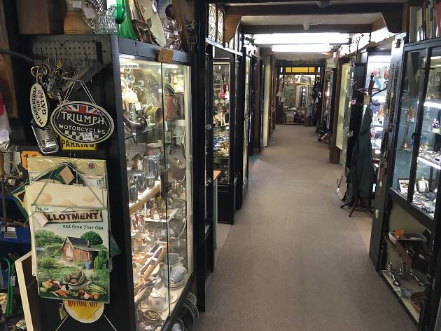 A perfect day in Hungerford | 15 Amazing Things To Do In Hungerford