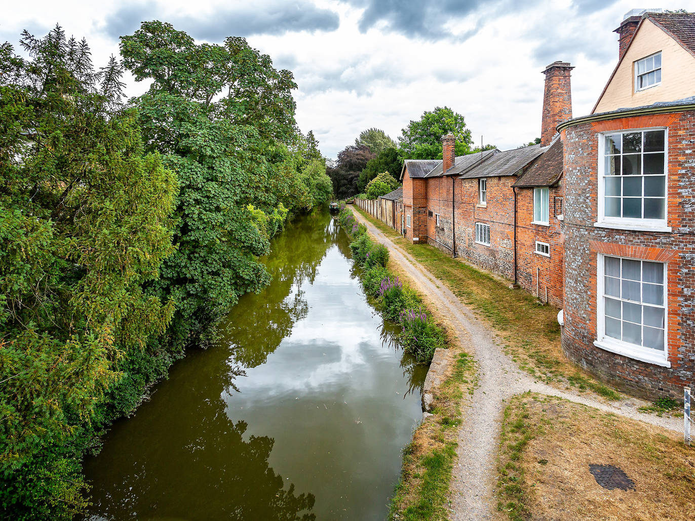 A perfect day in Hungerford | 15 Amazing Things To Do In Hungerford