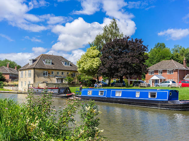 A perfect day in Hungerford | 15 Amazing Things To Do In Hungerford