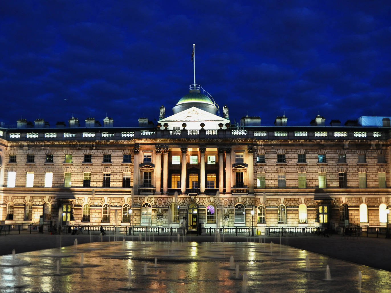 50 Iconic Places In London To See Before You Die | 50 Iconic London Places