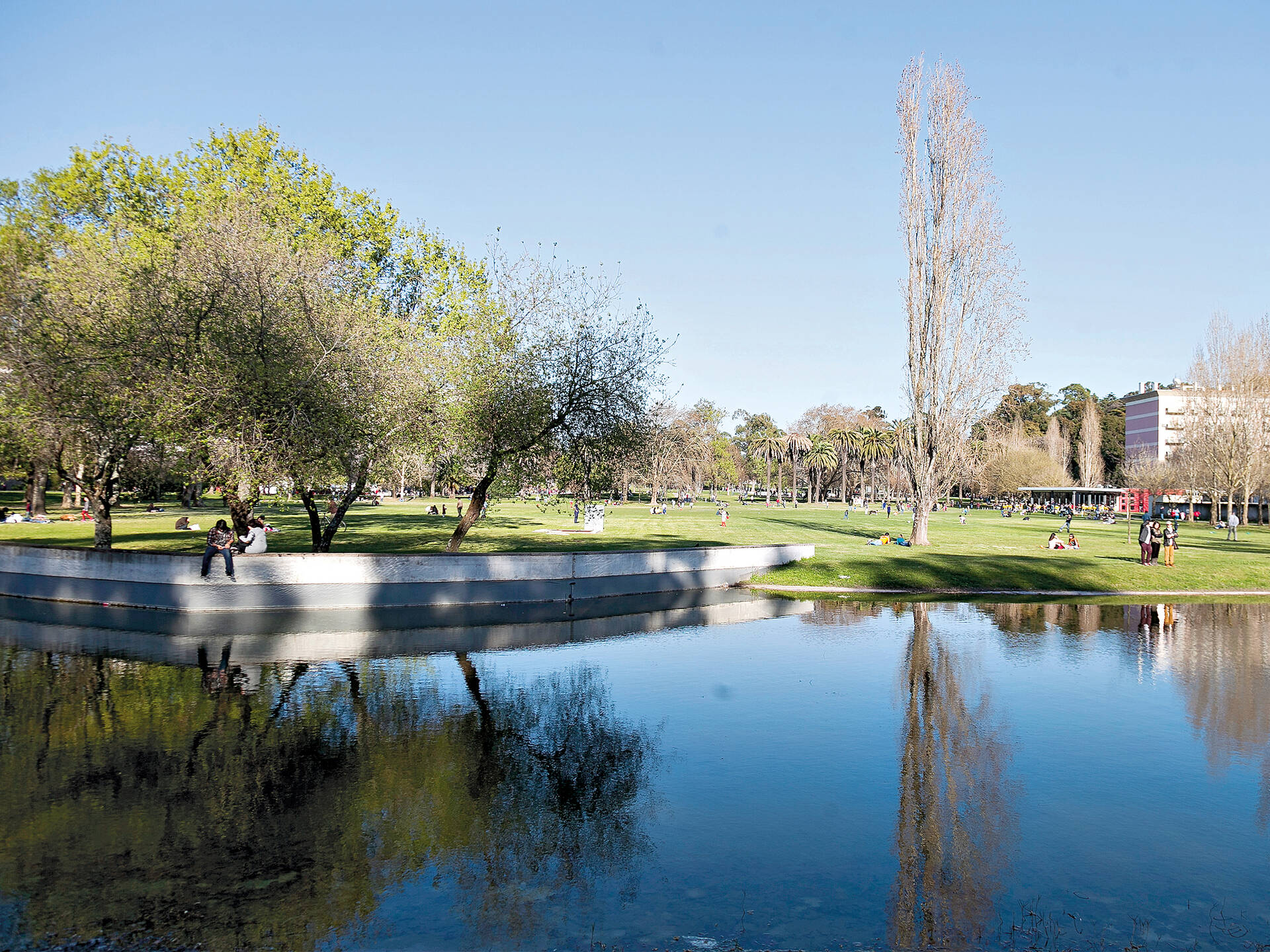 Lisbon’s public gardens and parks for a day out in the city