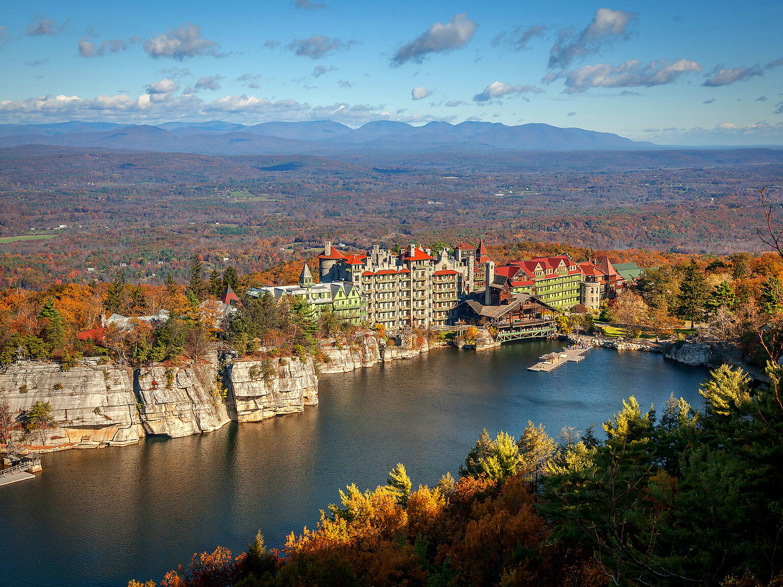 21 Best Fall Getaways from NYC You Should Know