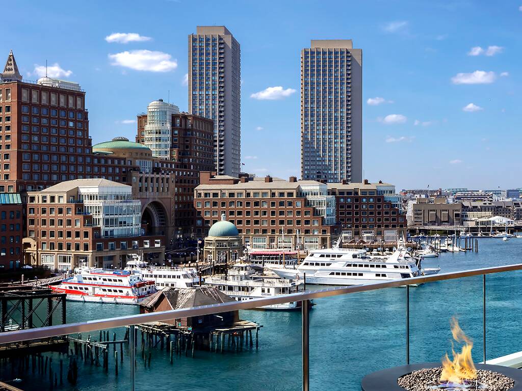 21 Best Rooftop Bars in Boston: Outdoor Restaurants with a View