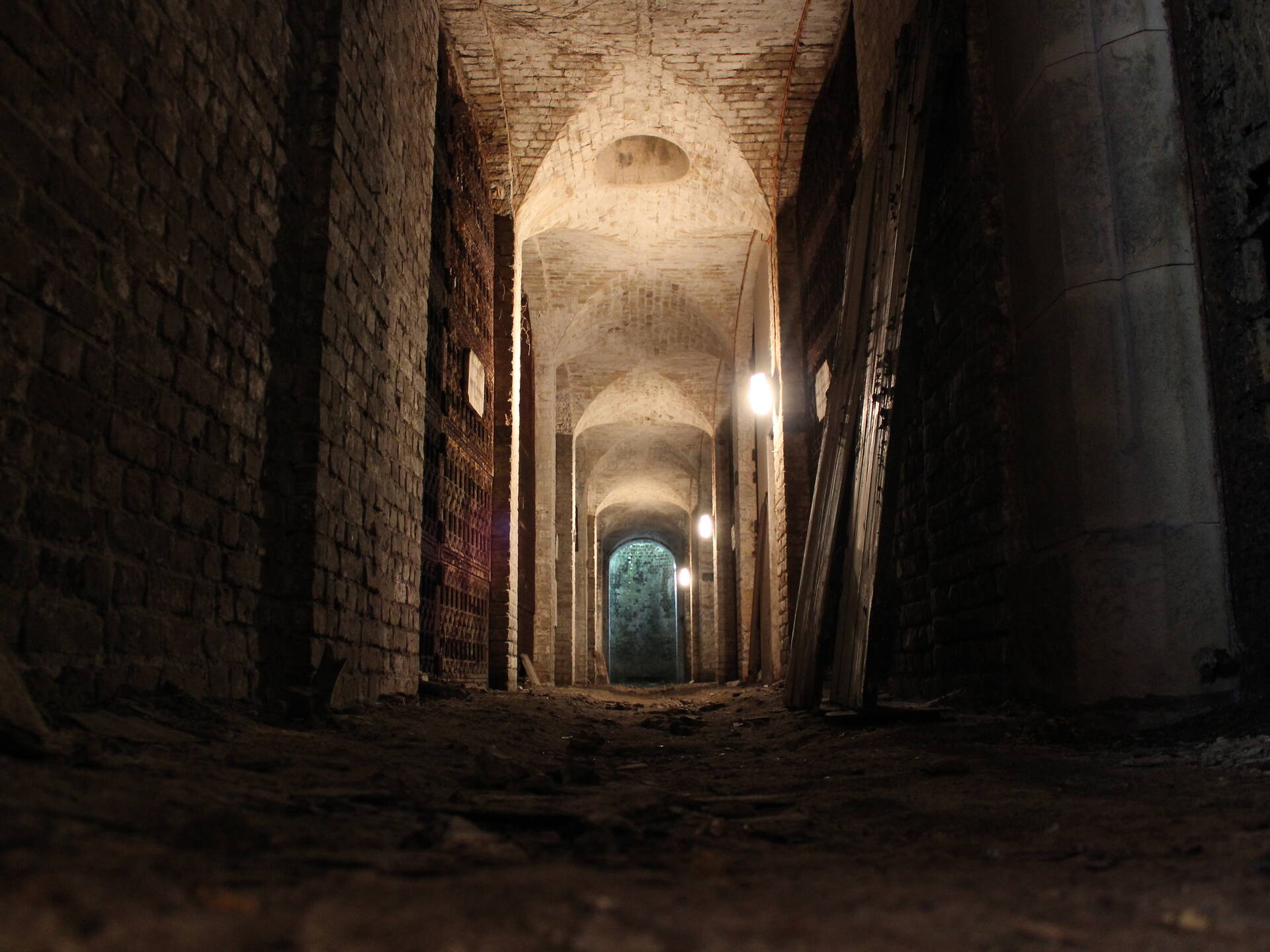Most Haunted Places To Visit In London: 20 Seriously Spooky London Spots