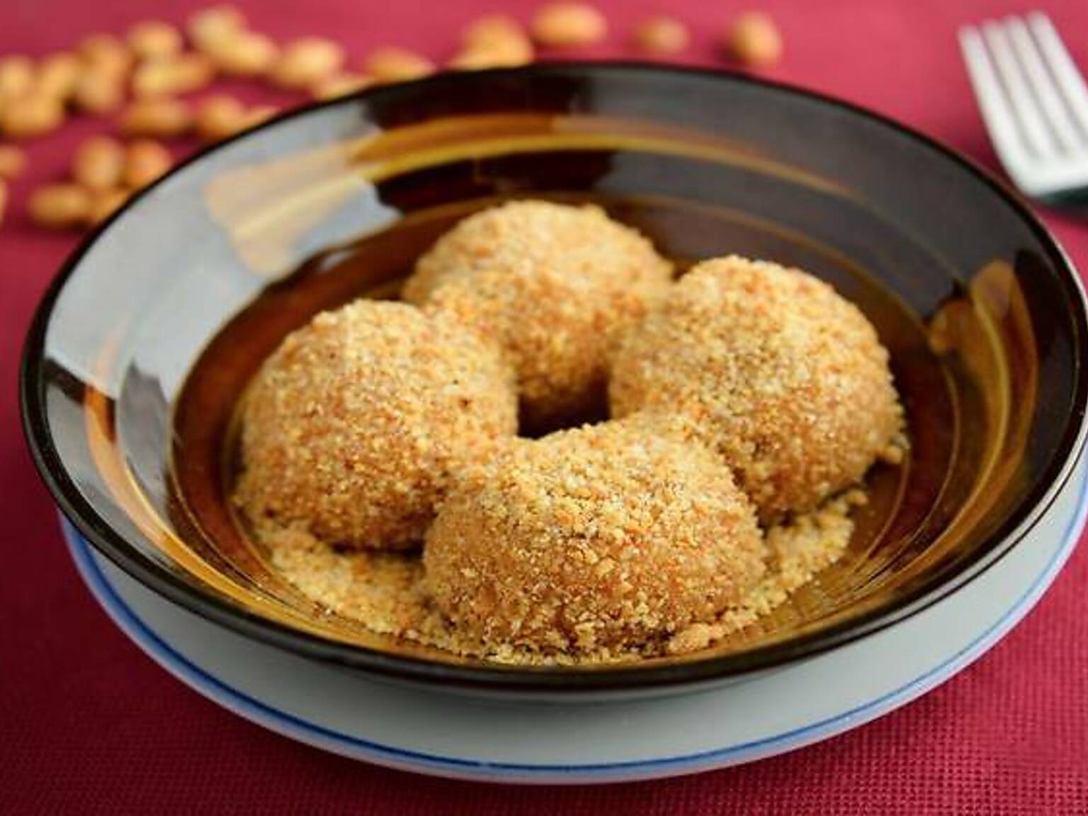 14 Places To Eat Local Desserts in Singapore