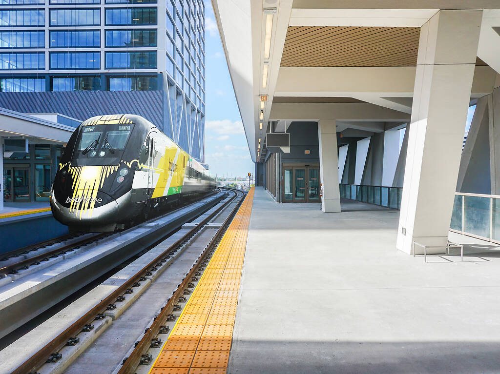 Miami Public Transportation and Local Transit Guide