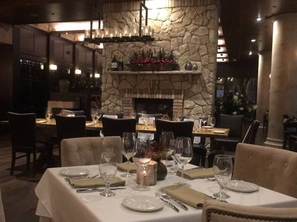 Best Restaurants in the Seaport District 2021: 16 Quality Options