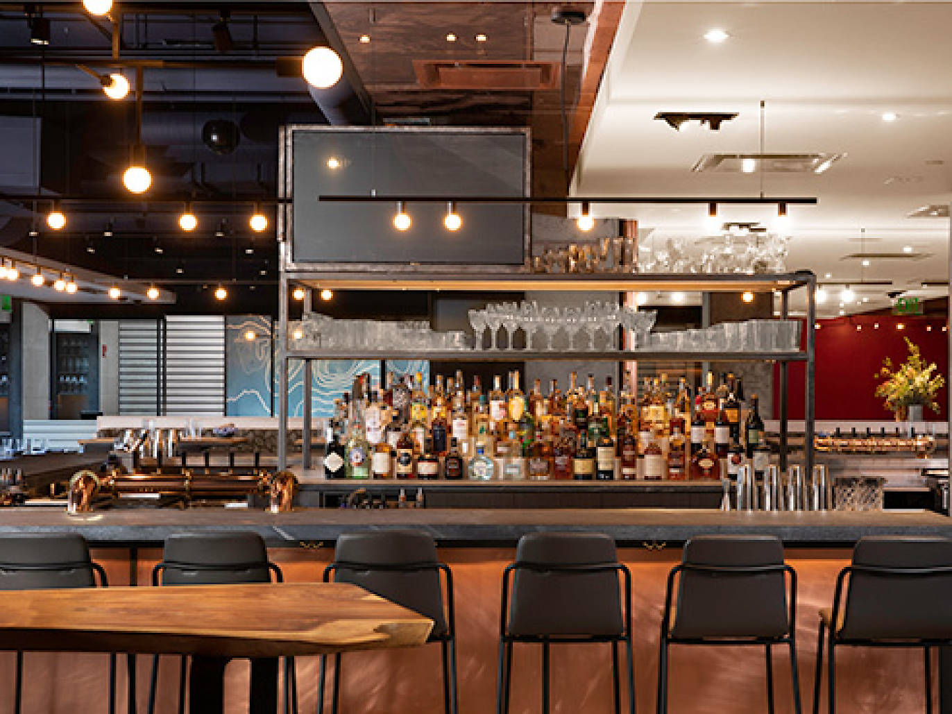 15 Boston Restaurants With a View: Scenic Rooftops & Waterfront Spots