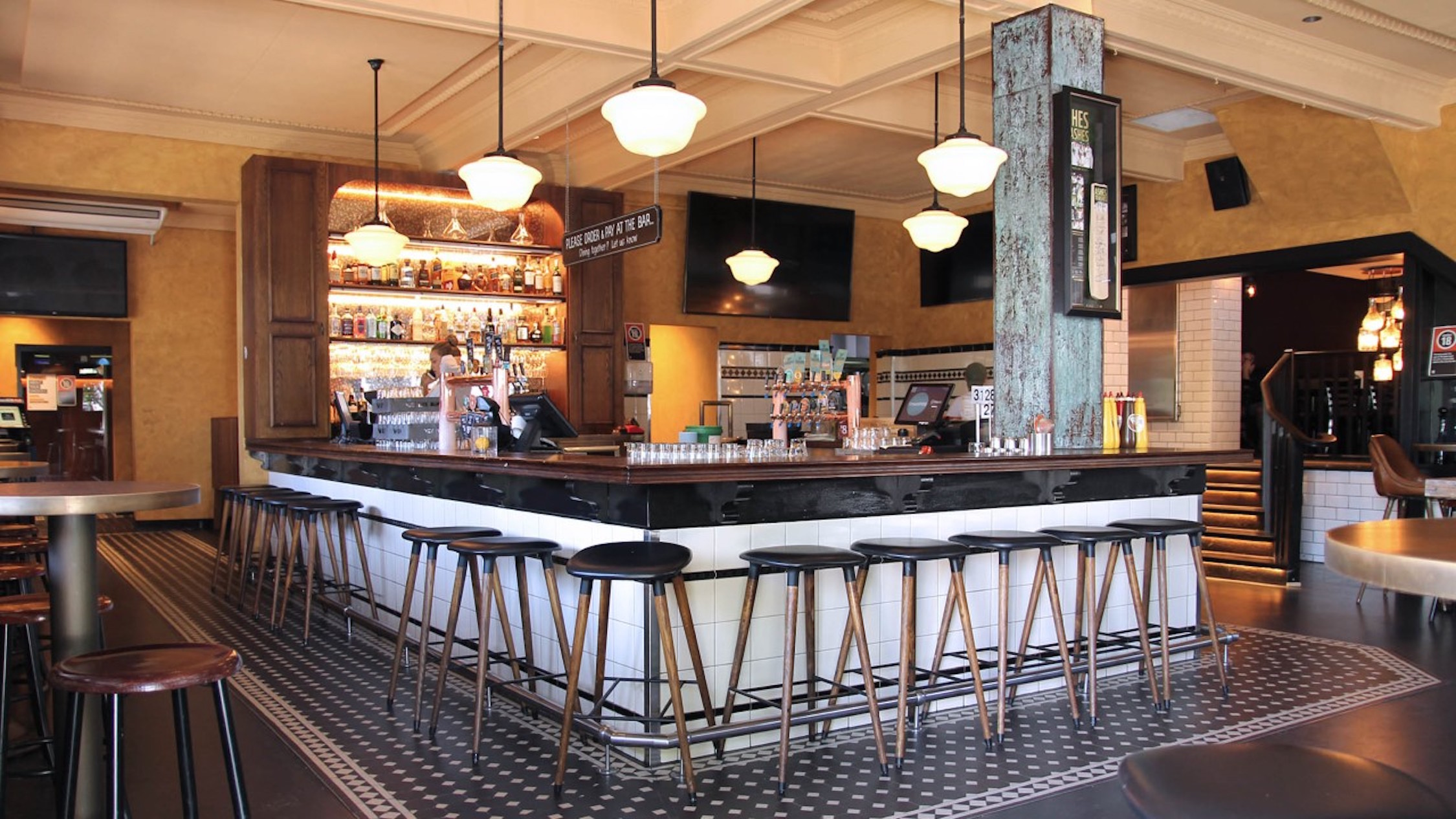 Four in Hand Opens Under Good Beer Company