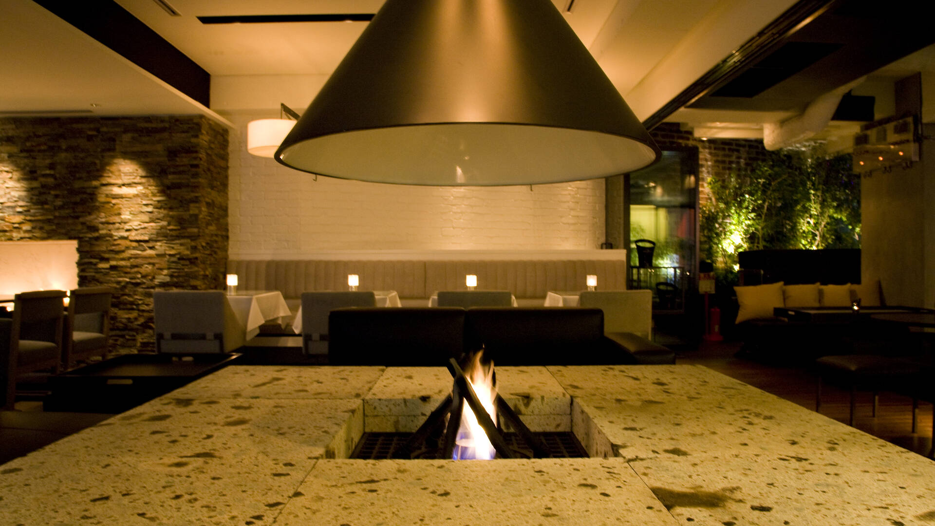 Best restaurants and bars with fireplaces in Tokyo | Time Out Tokyo