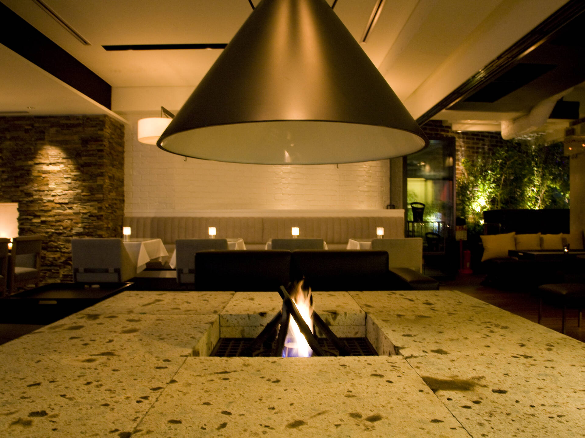 Best restaurants and bars with fireplaces in Tokyo | Time Out Tokyo