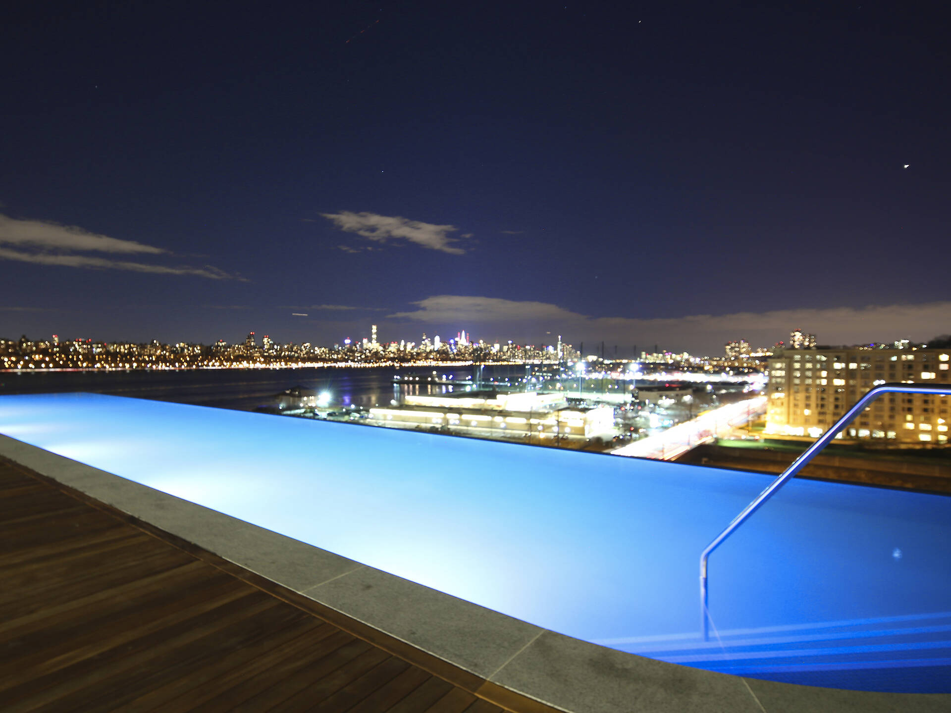12 Best Hotel & Rooftop Pools in NYC You Can Actually Go To