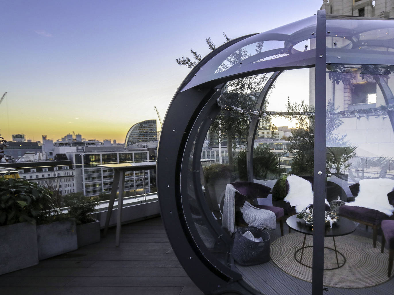 7 Snug Winter Igloos in London | Best Festive Igloos in London
