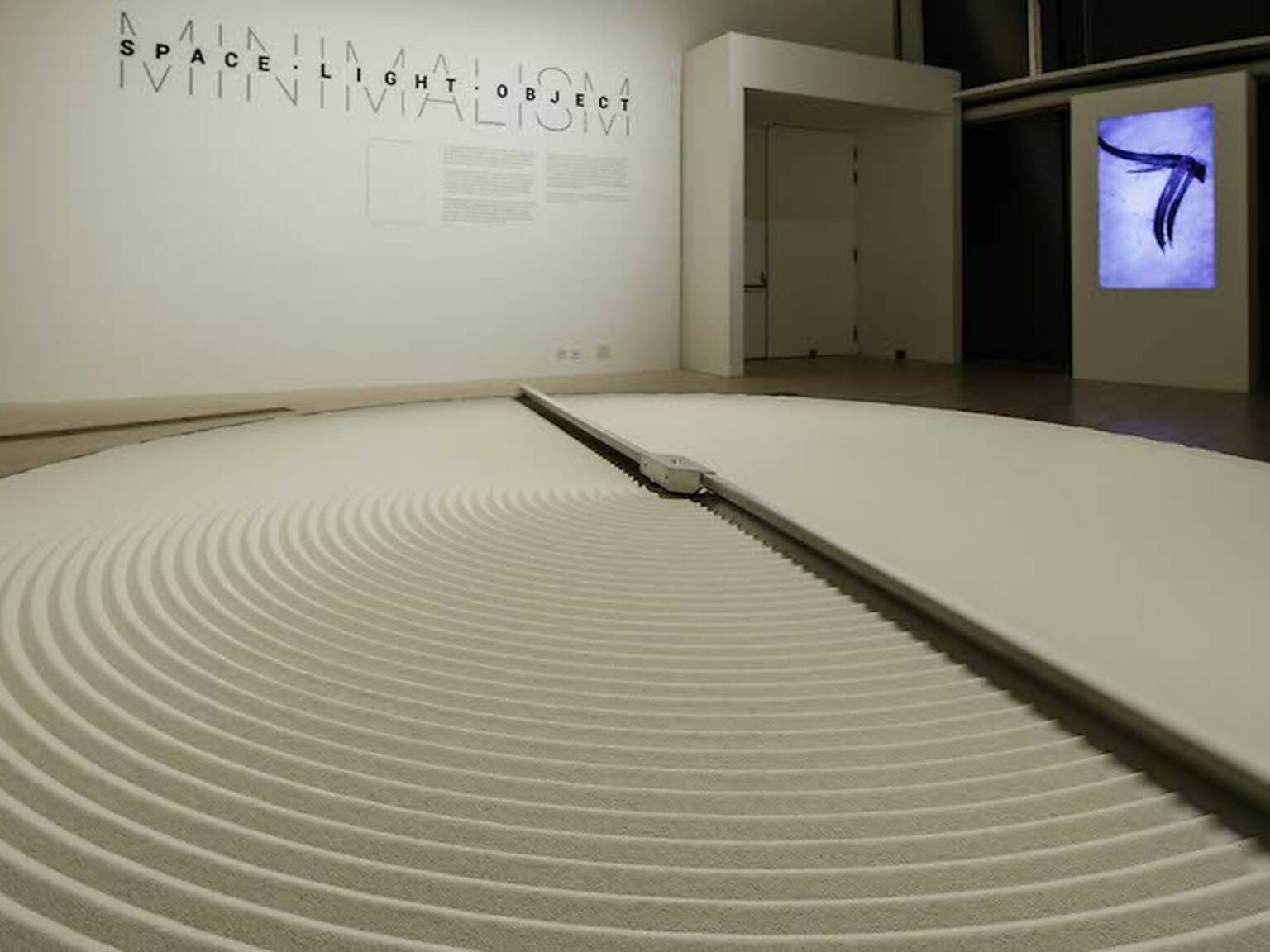 13 Highlights Of The Minimalism: Space. Light. Object. Exhibition