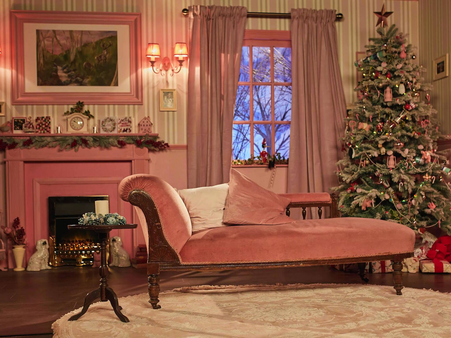 5 Ways The Curiosity Rooms Will Alter Your Perspective On The Everyday
