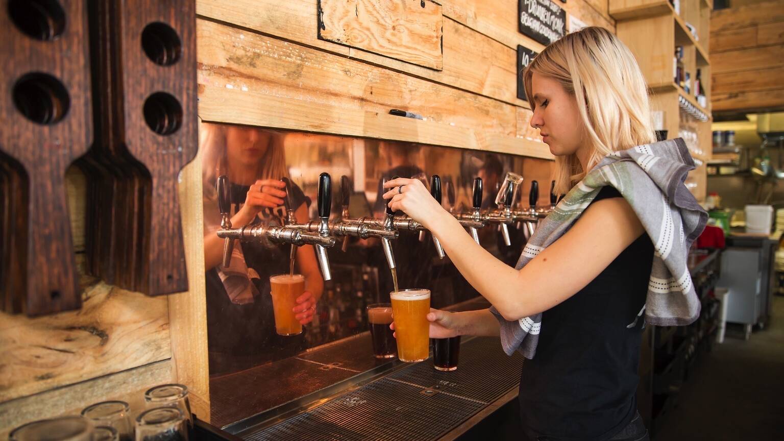 Rocks Brewing Co | Bars in Alexandria, Sydney