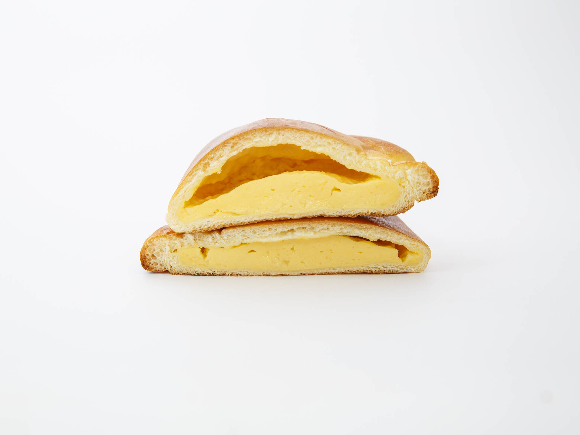 10 Japanese breads you have to try: truffle roll, curry bun, melonpan ...