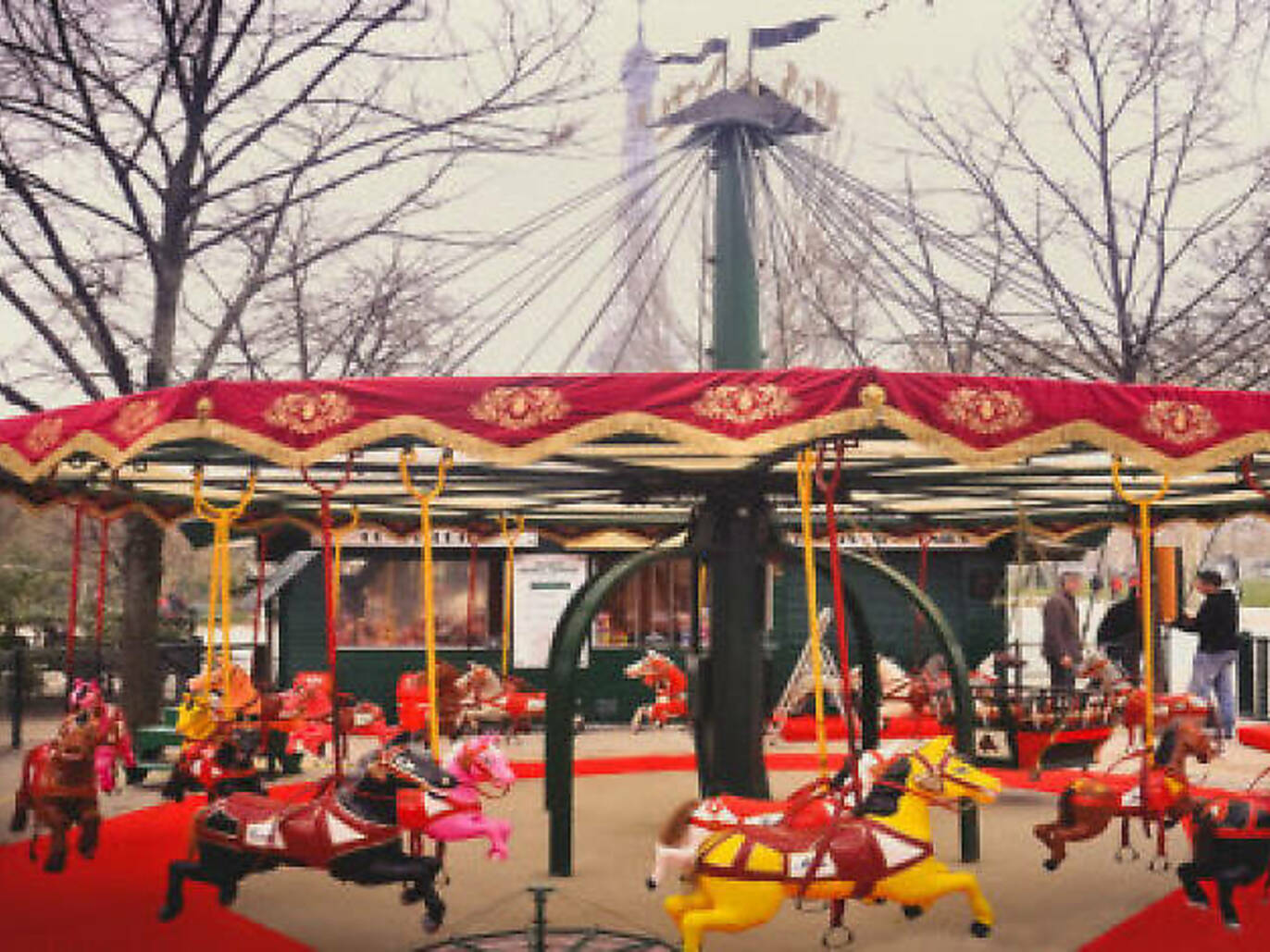 Les plus beaux manèges de Paris