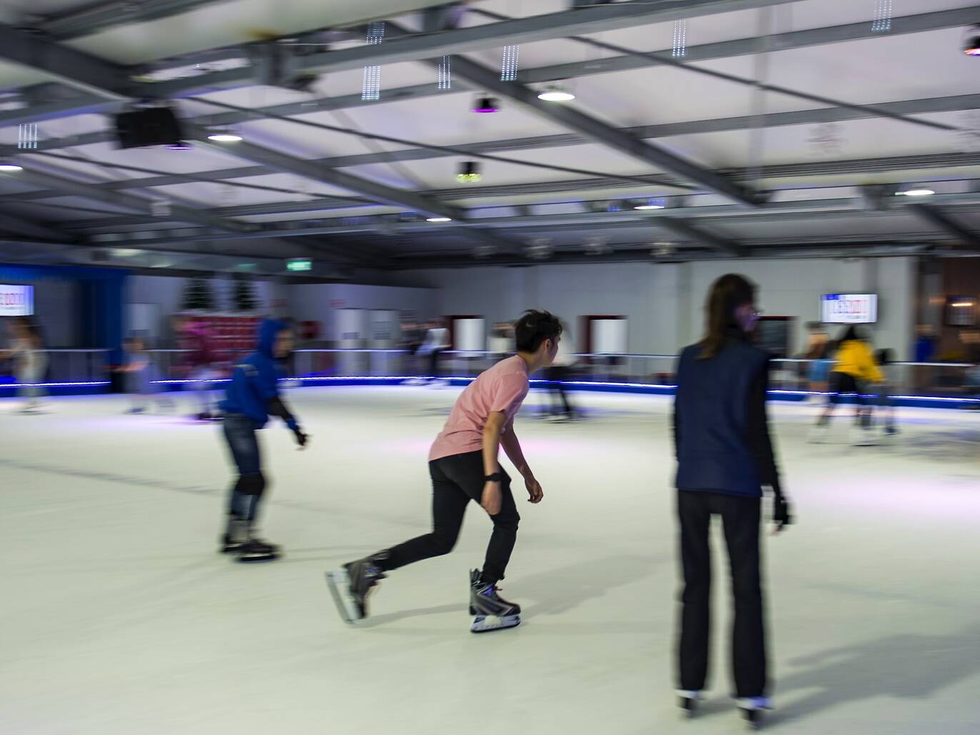 The best places to go ice skating in Sydney this winter