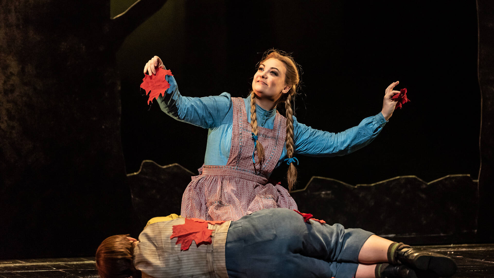 Hansel and Gretel review: Humperdinck's gingerbread-scoffing opera for ...