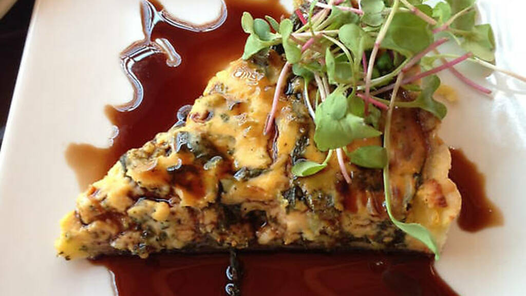 15 Best Restaurants in Milwaukee | Top Places to Eat Out