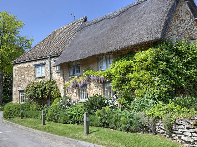 10 Things To Do in Kingham | A Perfect Day in Kingham in the Cotswolds