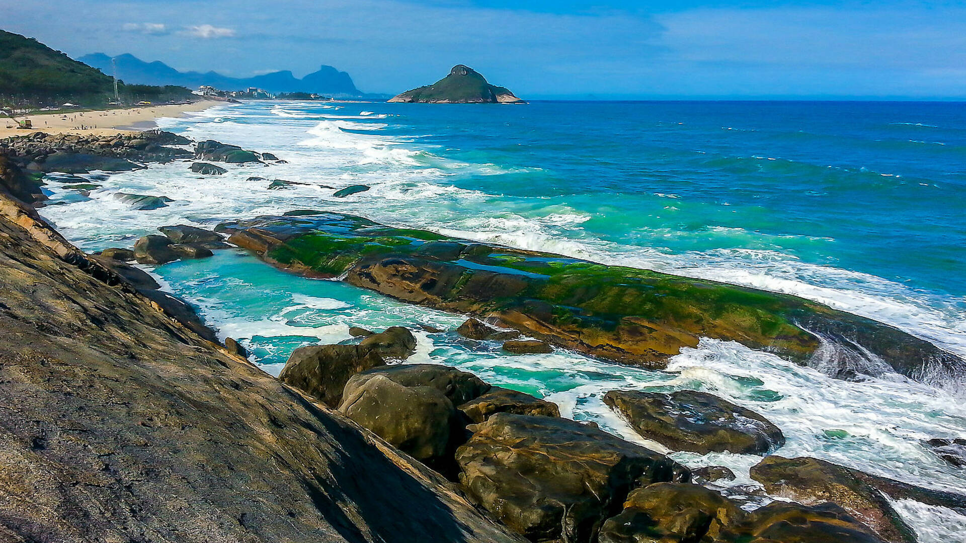 10 Best Rio De Janeiro Beaches to Soak Up The Sun