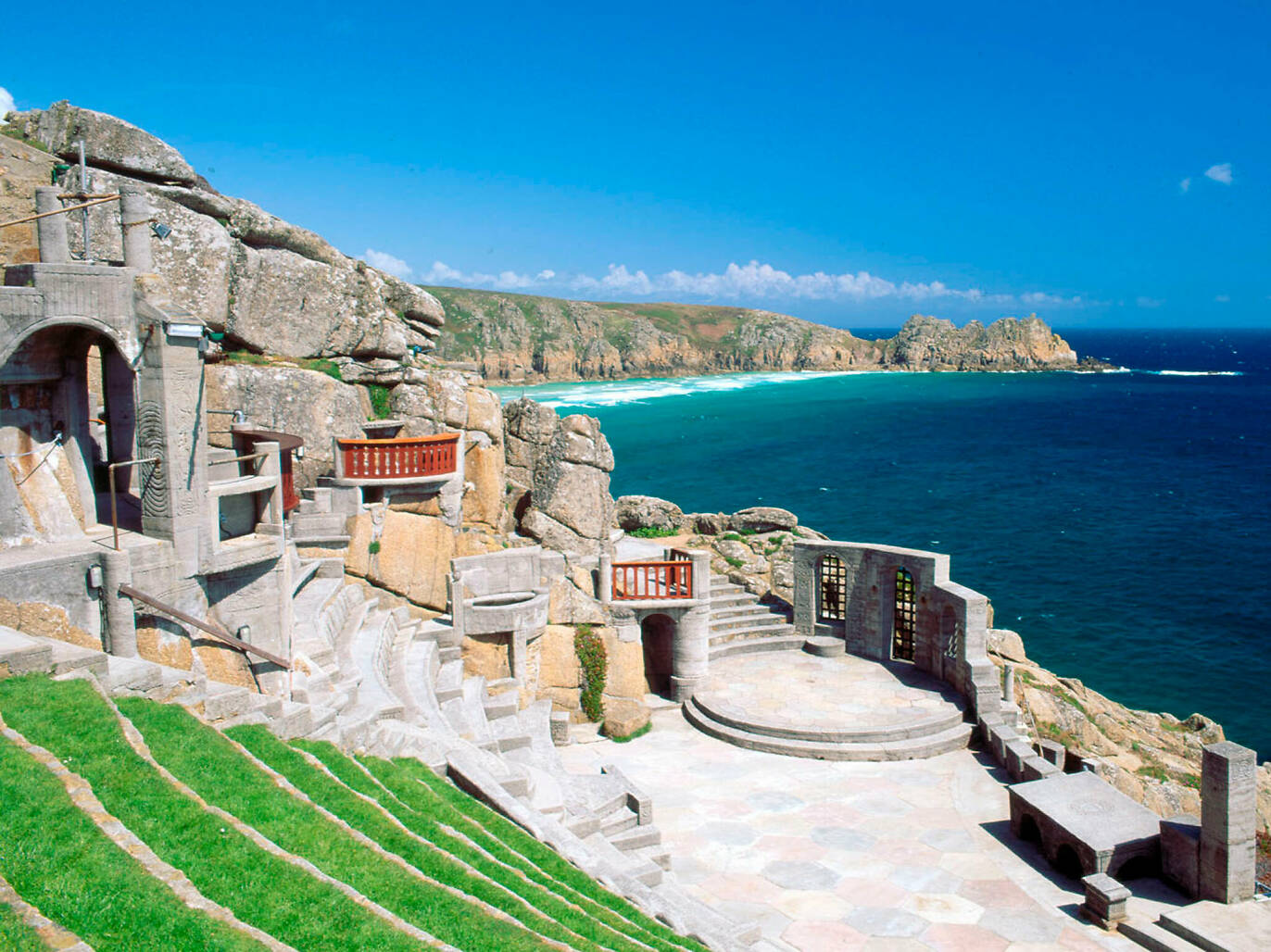 14 Best Things To Do in Cornwall Right Now