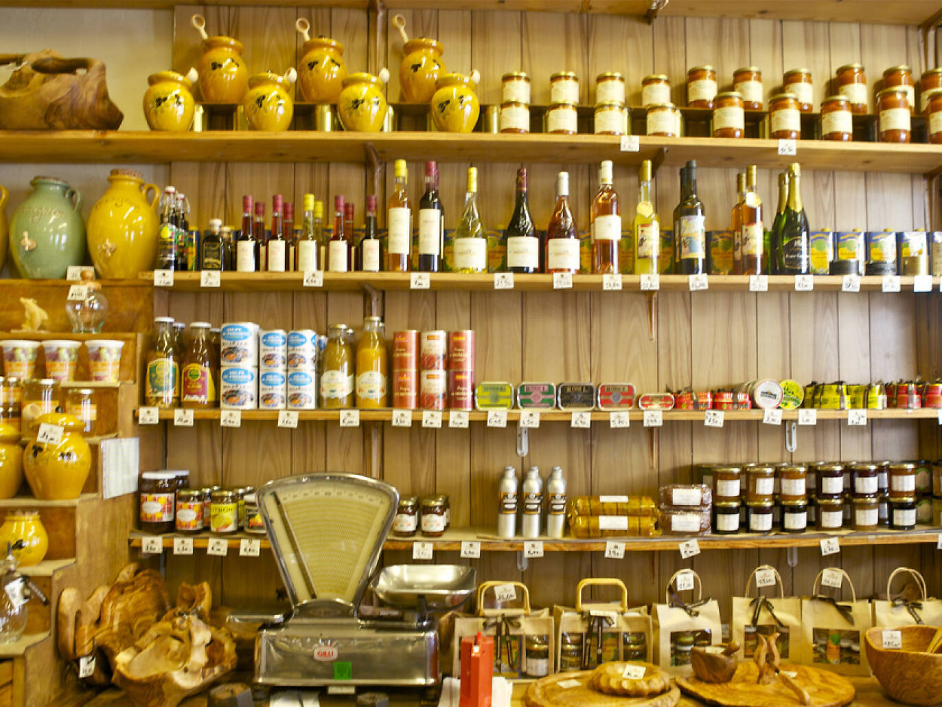 13 Best Shops in Nice According To Locals