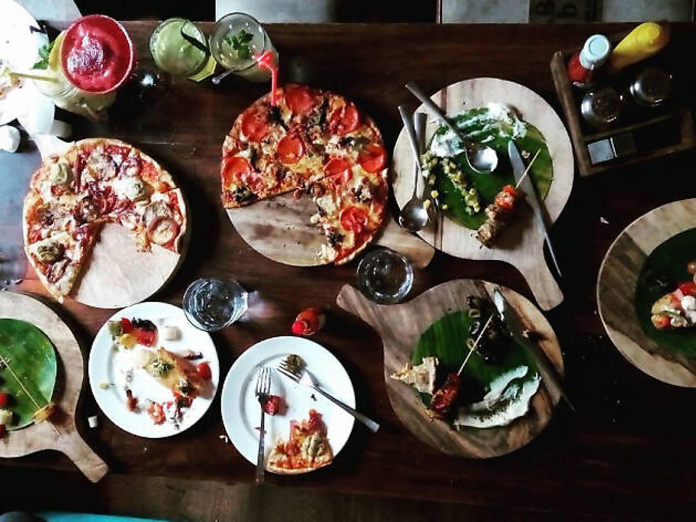 9 Best Bars in Delhi for Drinks and Good Times