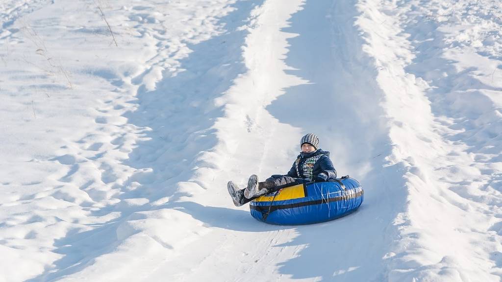 7 Destinations for Snow Tubing in New York and Beyond