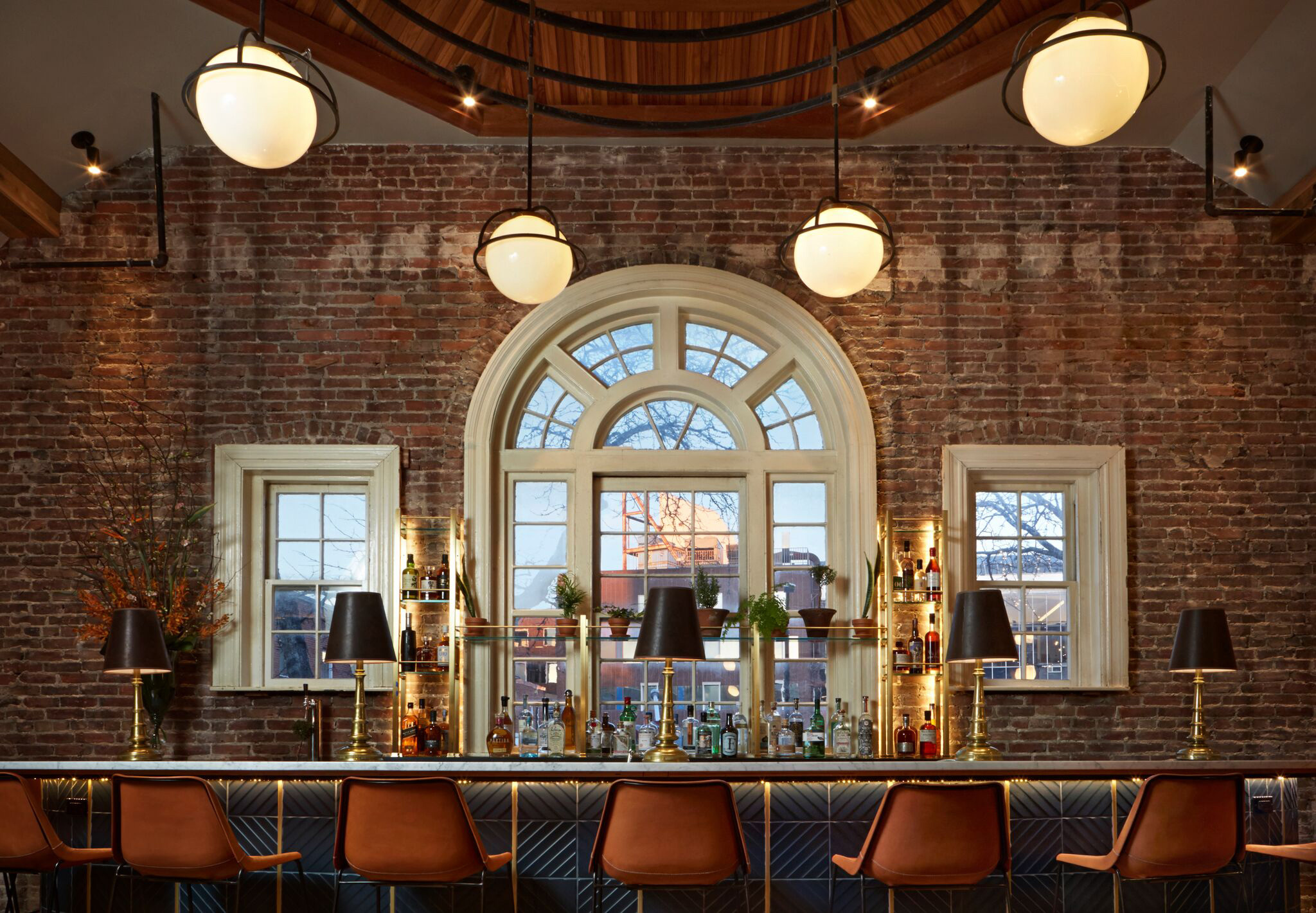 The Longfellow Bar at Alden & Harlow | Bars in Harvard Sq, Boston