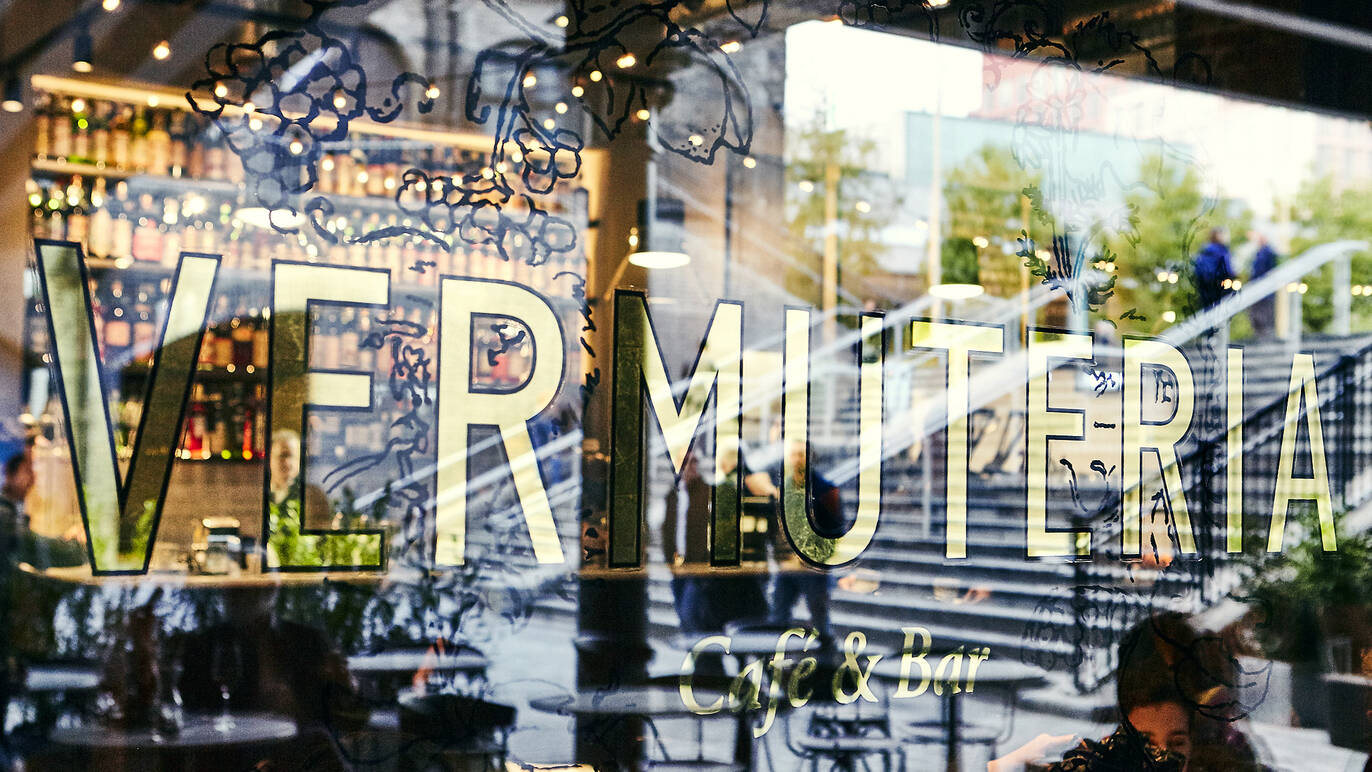 14 Best Outdoor Bars in London: Where To Drink Outside