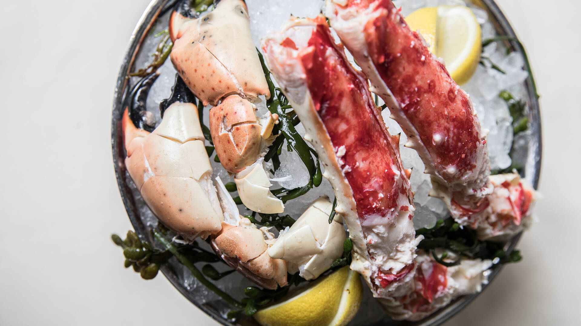 24 Best Seafood Restaurants in Chicago For Fish, Crab and Oysters