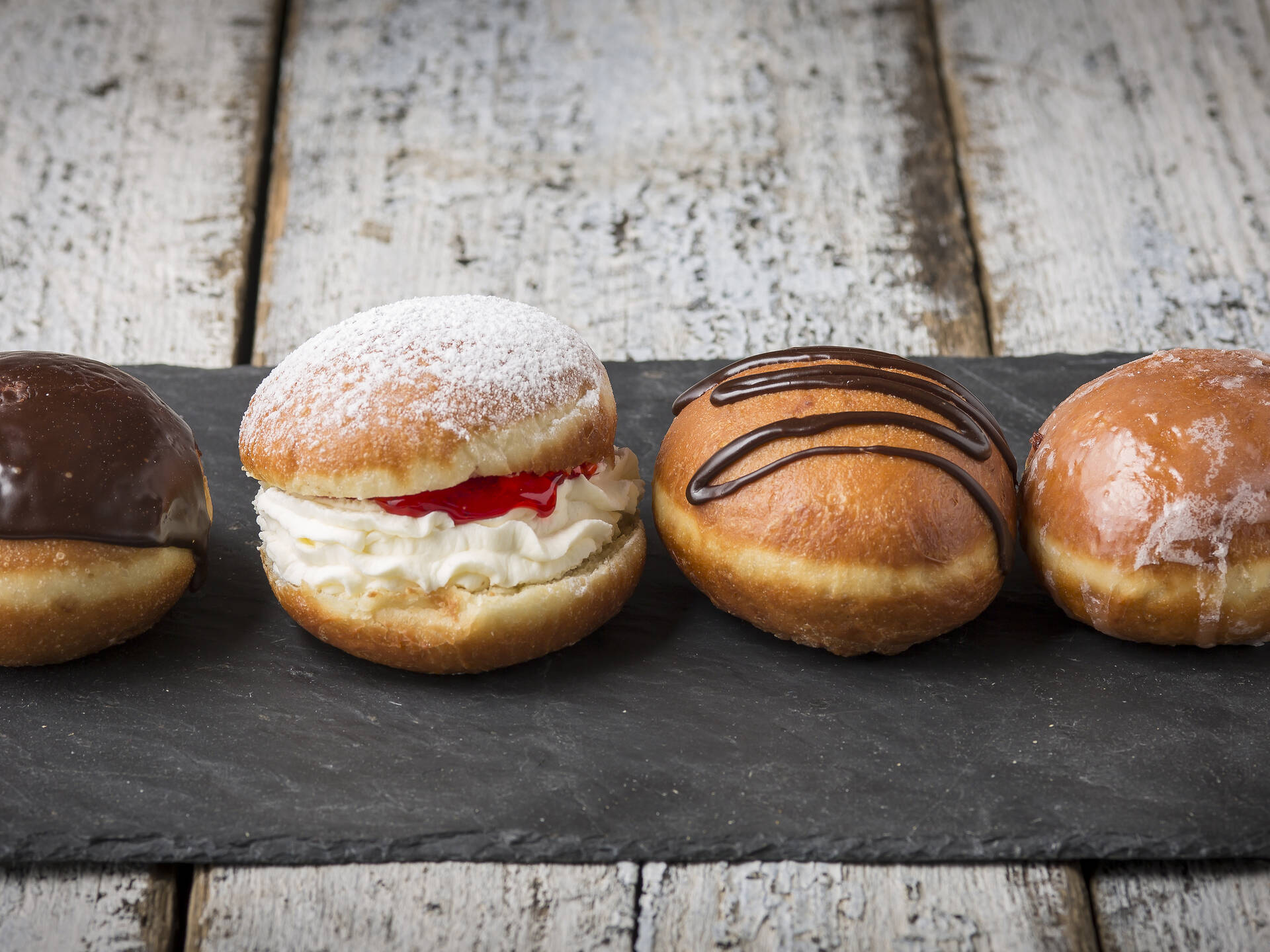 22 Best Donuts in Chicago to Order by the Dozen