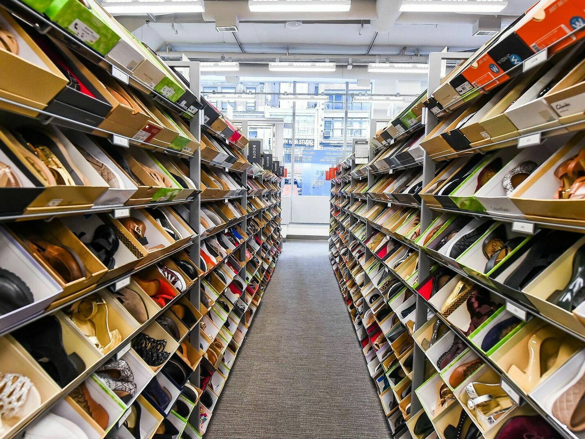 8 Best NYC Department Stores for Shopping and More