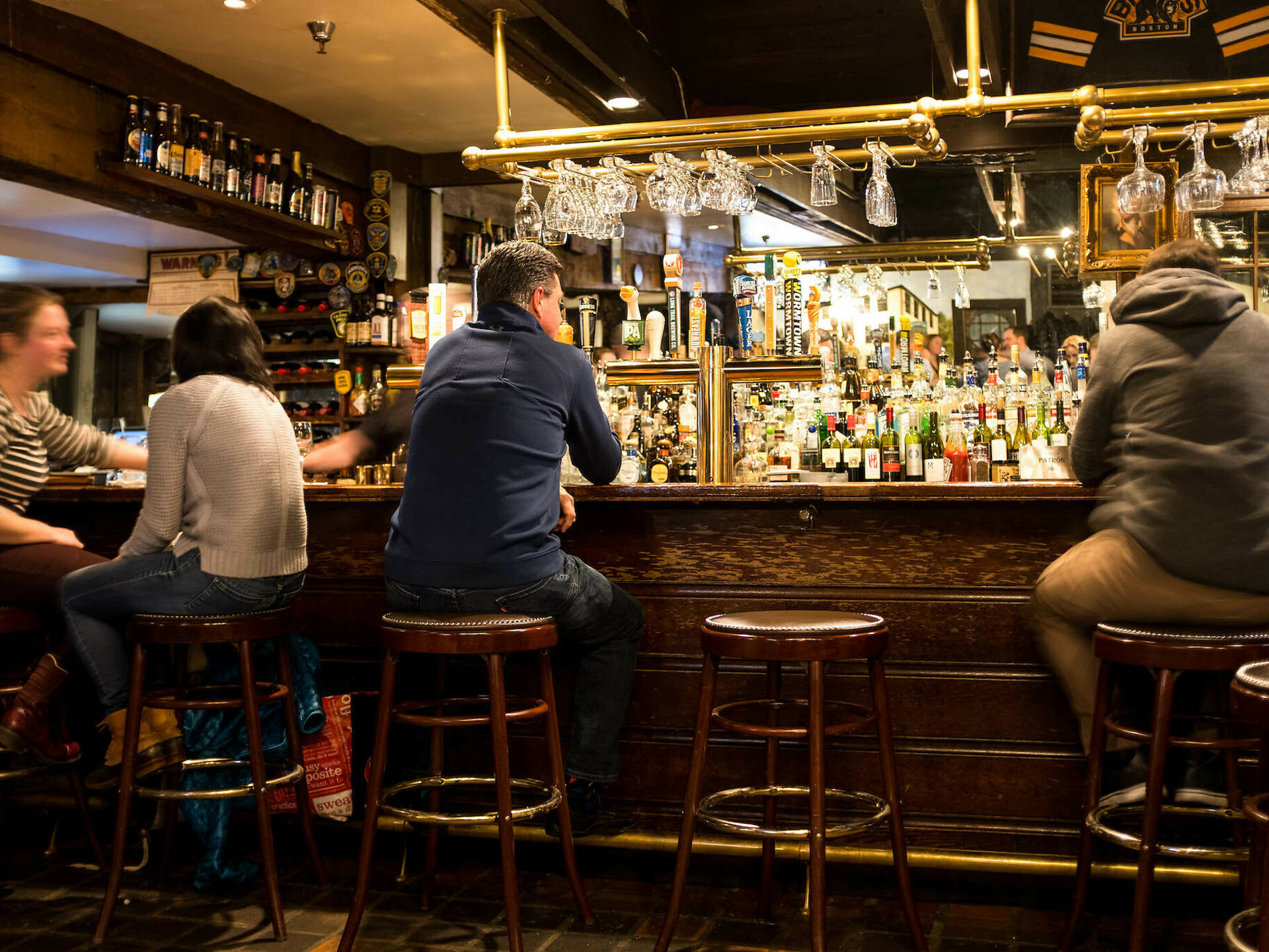 11 oldest bars in Boston