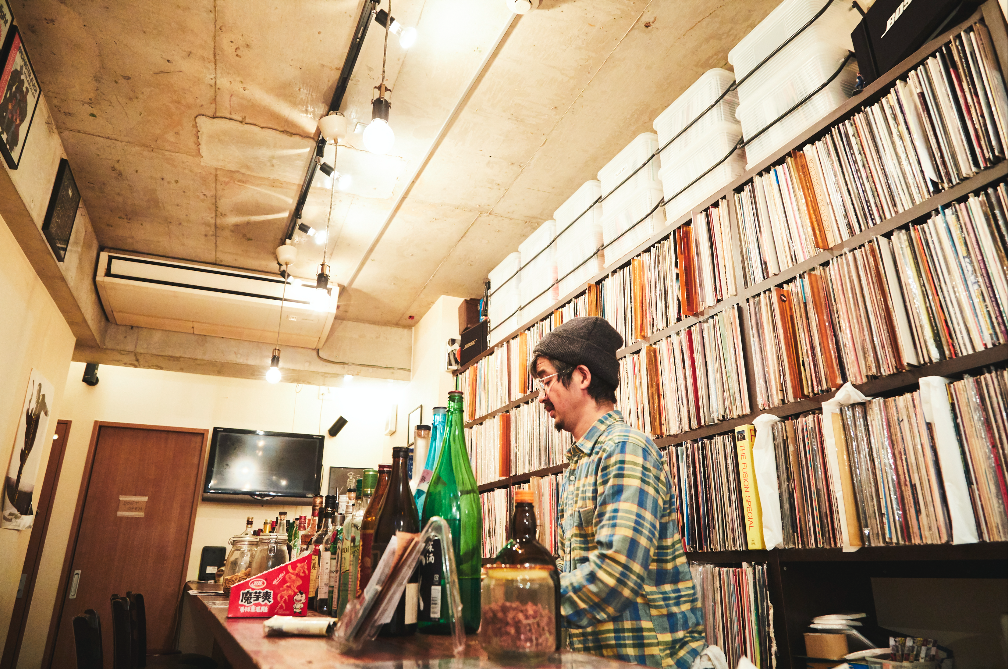 Upstairs Records & Bar | Shopping in Shimokitazawa, Tokyo