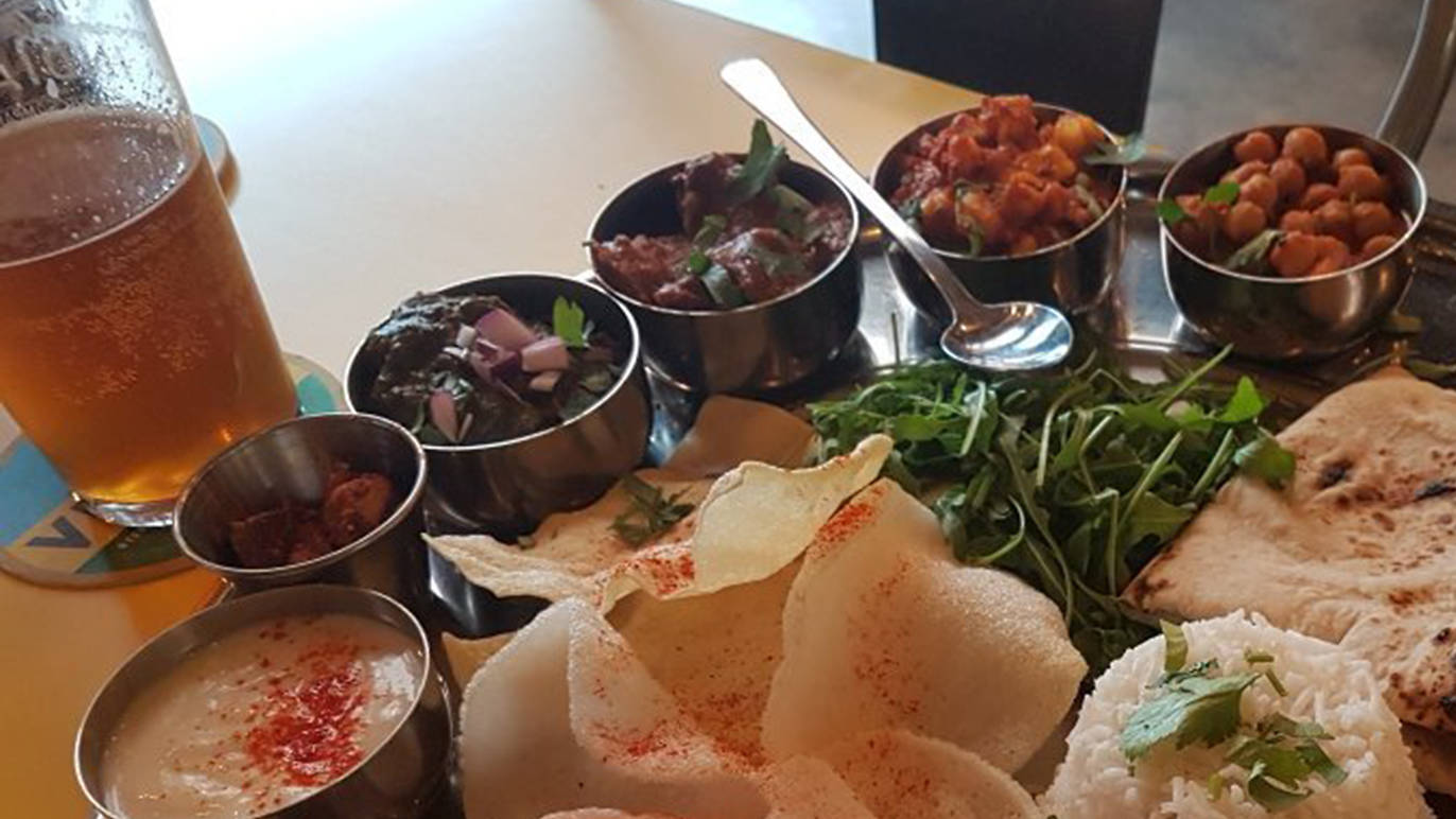 6 Best Desi Pubs in Birmingham To Put on Your Hit List