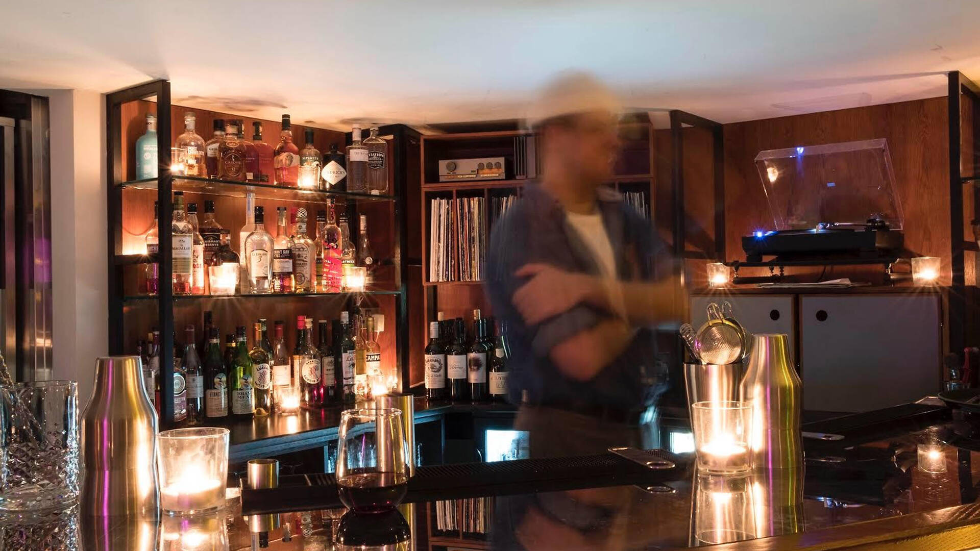 20 Best Bars in Glasgow: Our Guide To The City's Top Drinking Spots