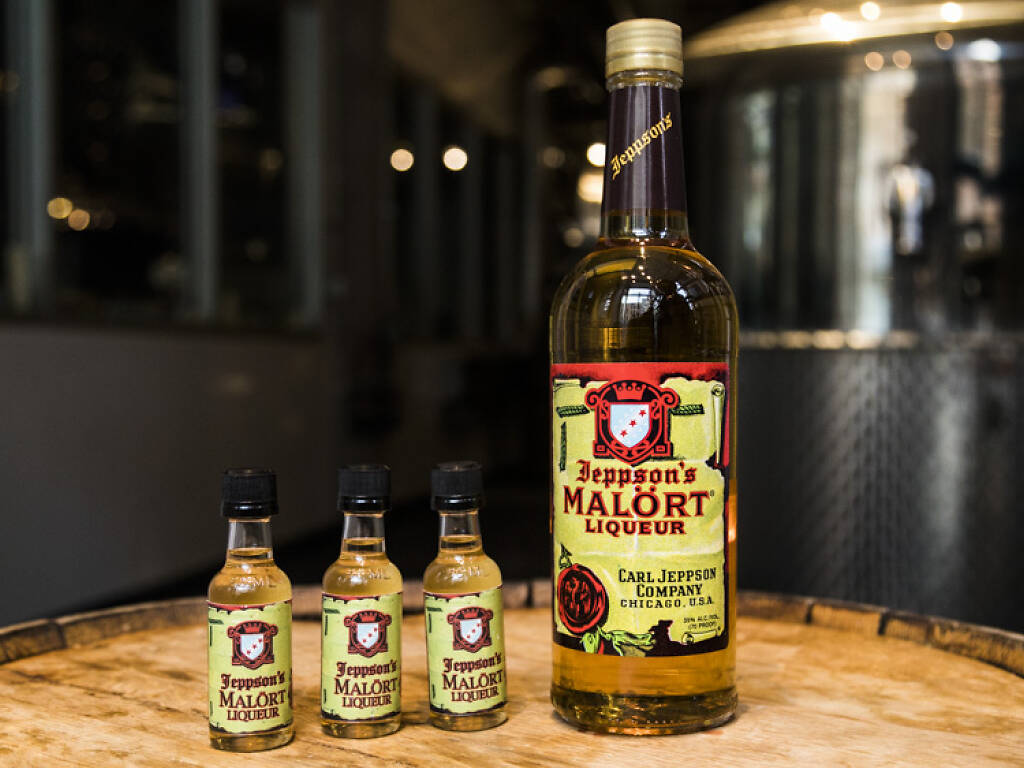 29 Best Chicago-Made Gifts to Get Your Loved Ones