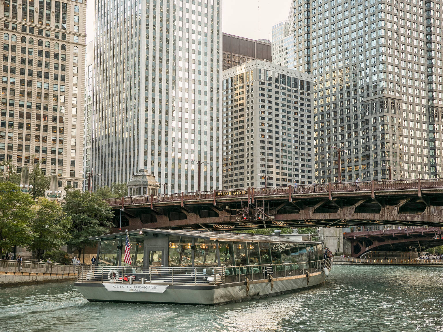 14 Best Boat Tours in Chicago for 2025